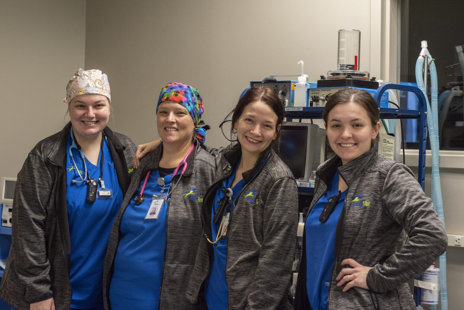 Emergency Veterinary Hospital -IndyVet - 24 Hr Emergency Animal Clinic